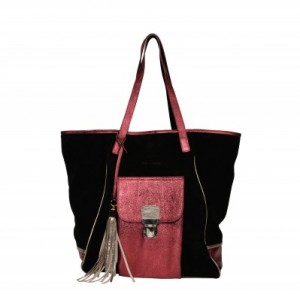 Carla Ferreri’s Italian Bags – The Perfect Designer Gift