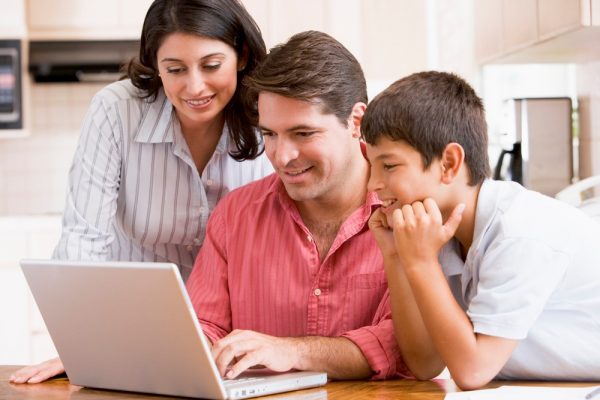 Parenting While Working from Home: Helpful Tips - How-To Guides
