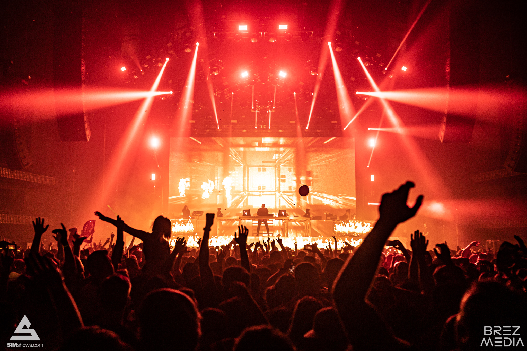 How Sound in Motion Sold Out Illenium with Social Media