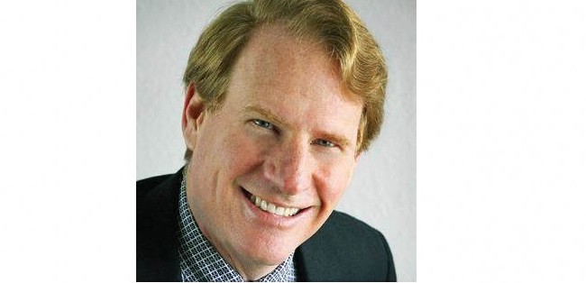 Home-Based Entrepreneur Uses Web-Based Software as a Force Multiplier