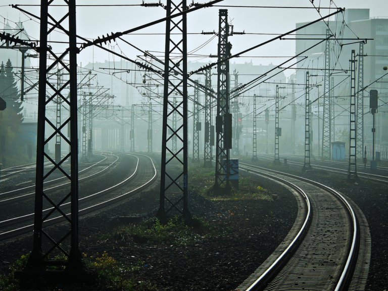 Key Components of Overhead Catenary System & Their Functions