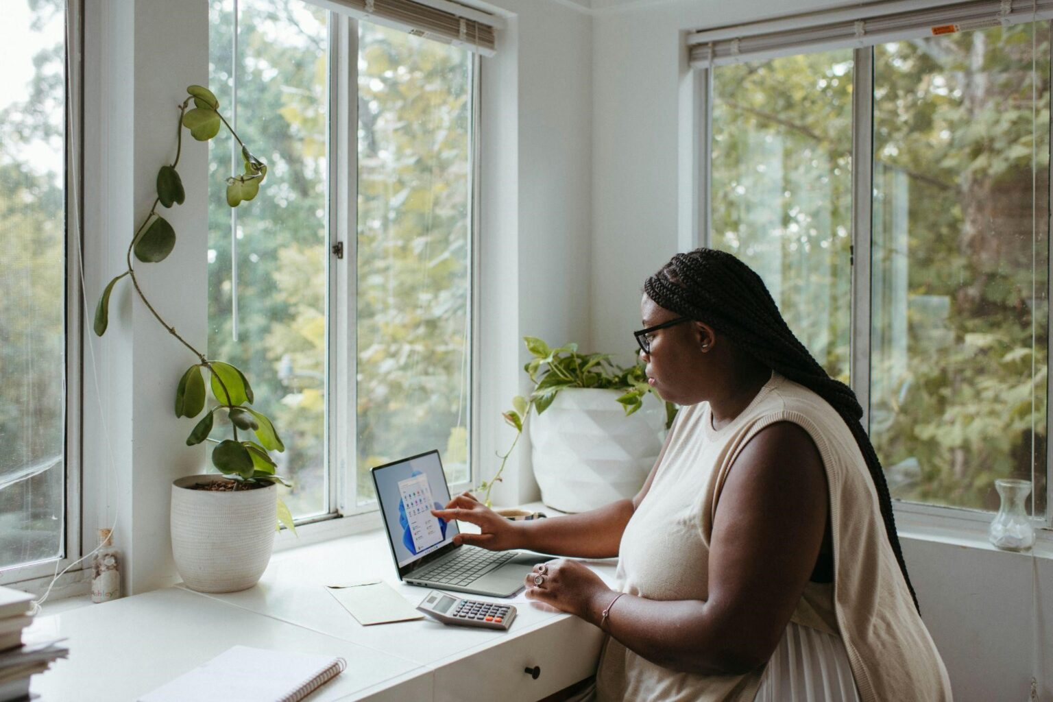 How to Make Your Home Office Energy-Efficient | HBM